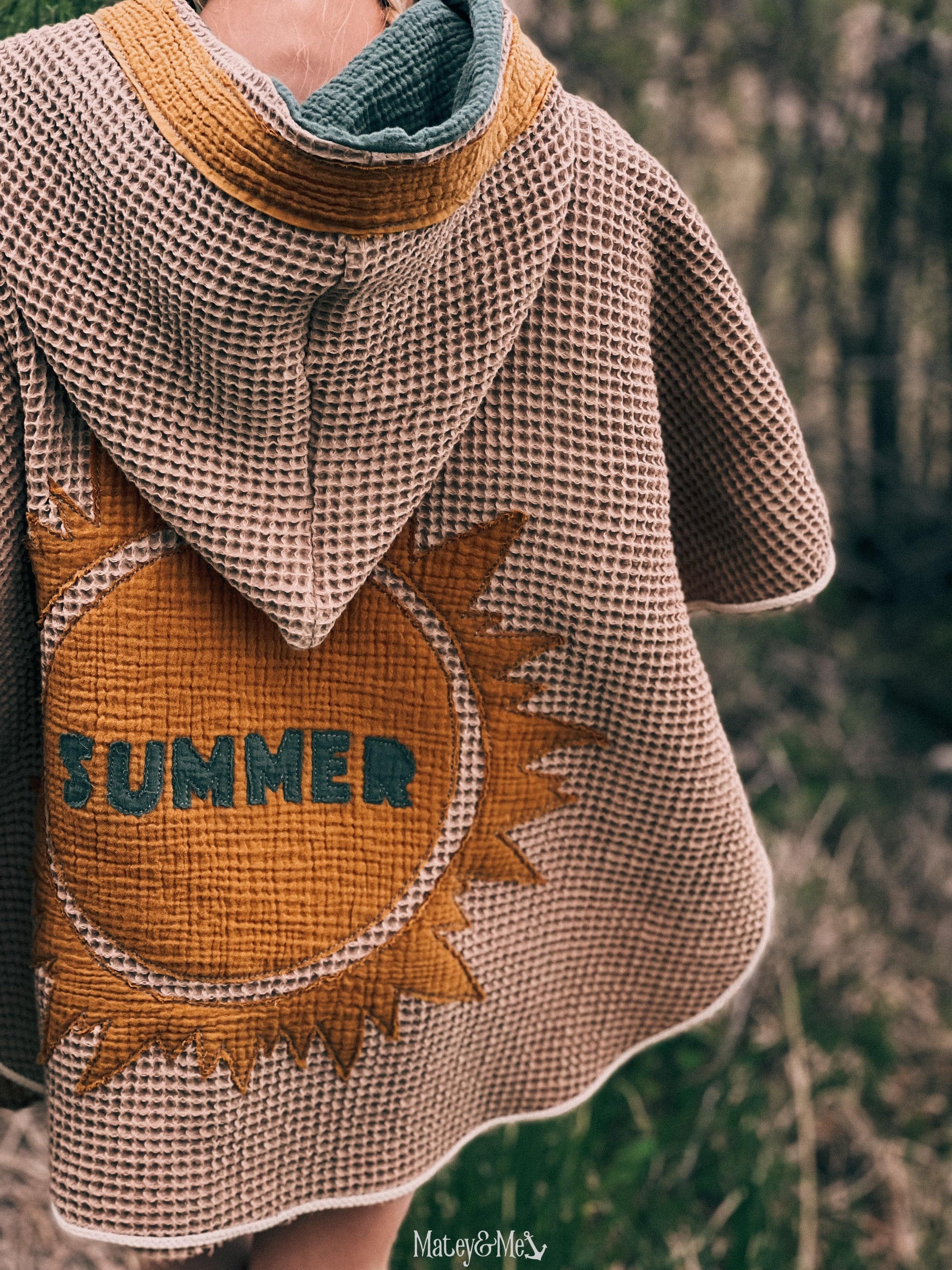 The Beach Poncho Sewing Pattern | Isee fabric